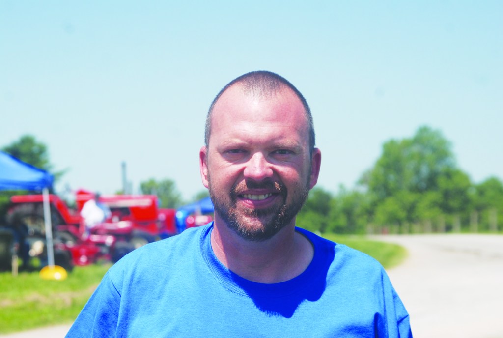 Clark man puts love of fair in action - Winchester Sun | Winchester Sun