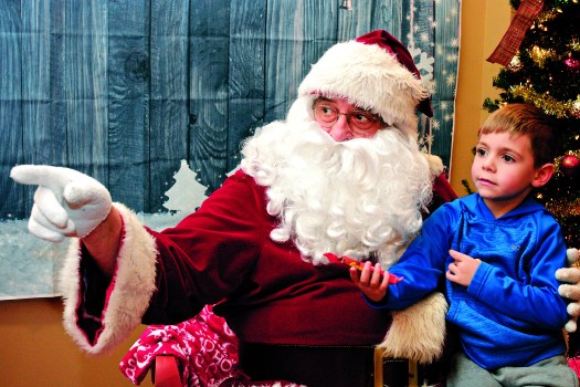 Santa baby: St. Nick visits CRMC for Relay for Life fundraiser ...