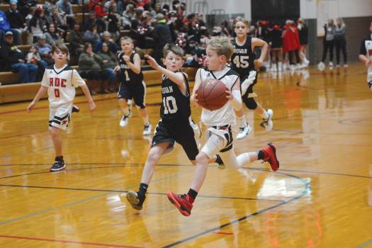 Campbell sweeps Rowan County in home opener - Winchester Sun ...