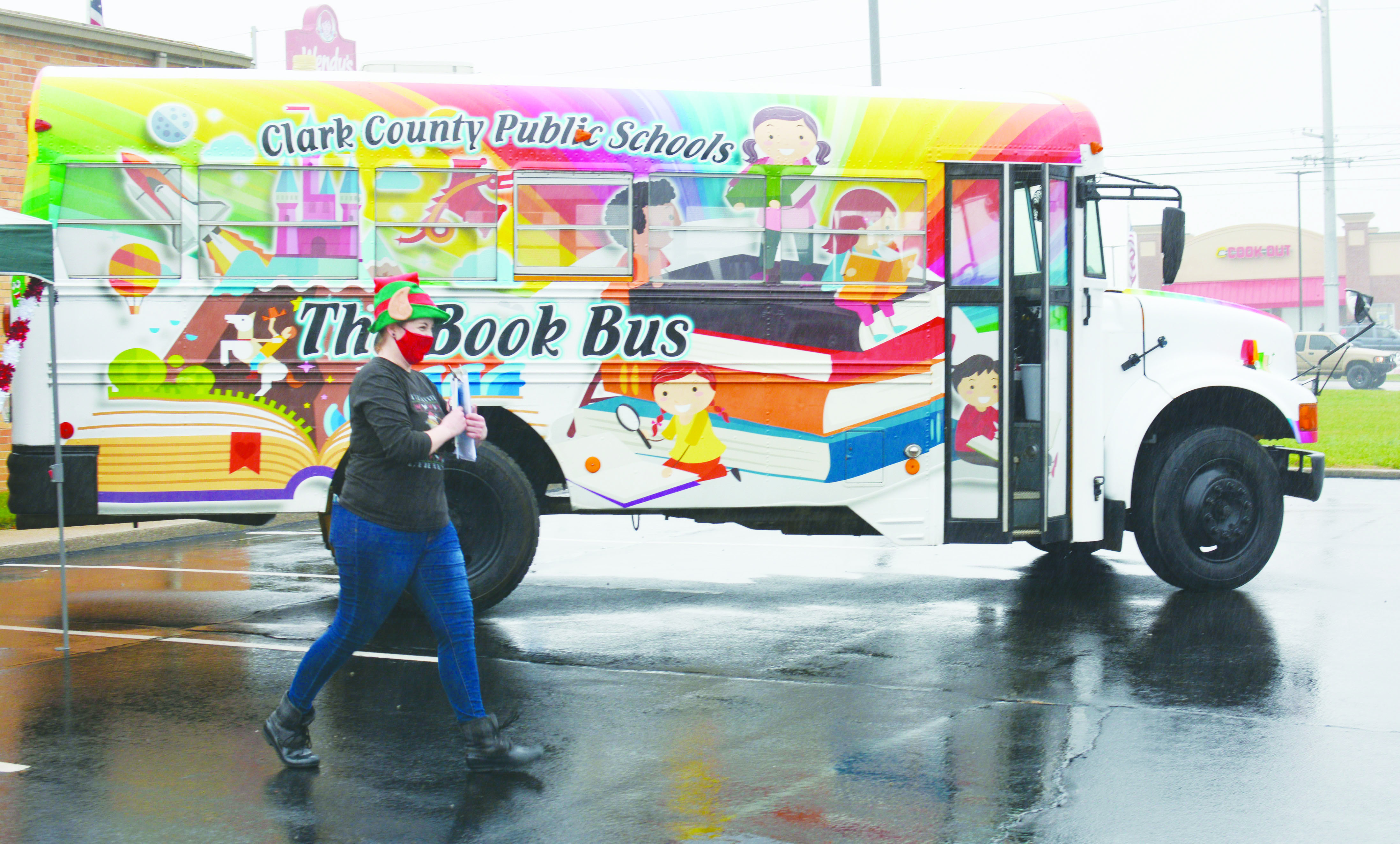 CCPS kids get books for Christmas - Winchester Sun | Winchester Sun