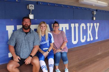 Florida prep pitcher sounds off on future UK softball teammates ...