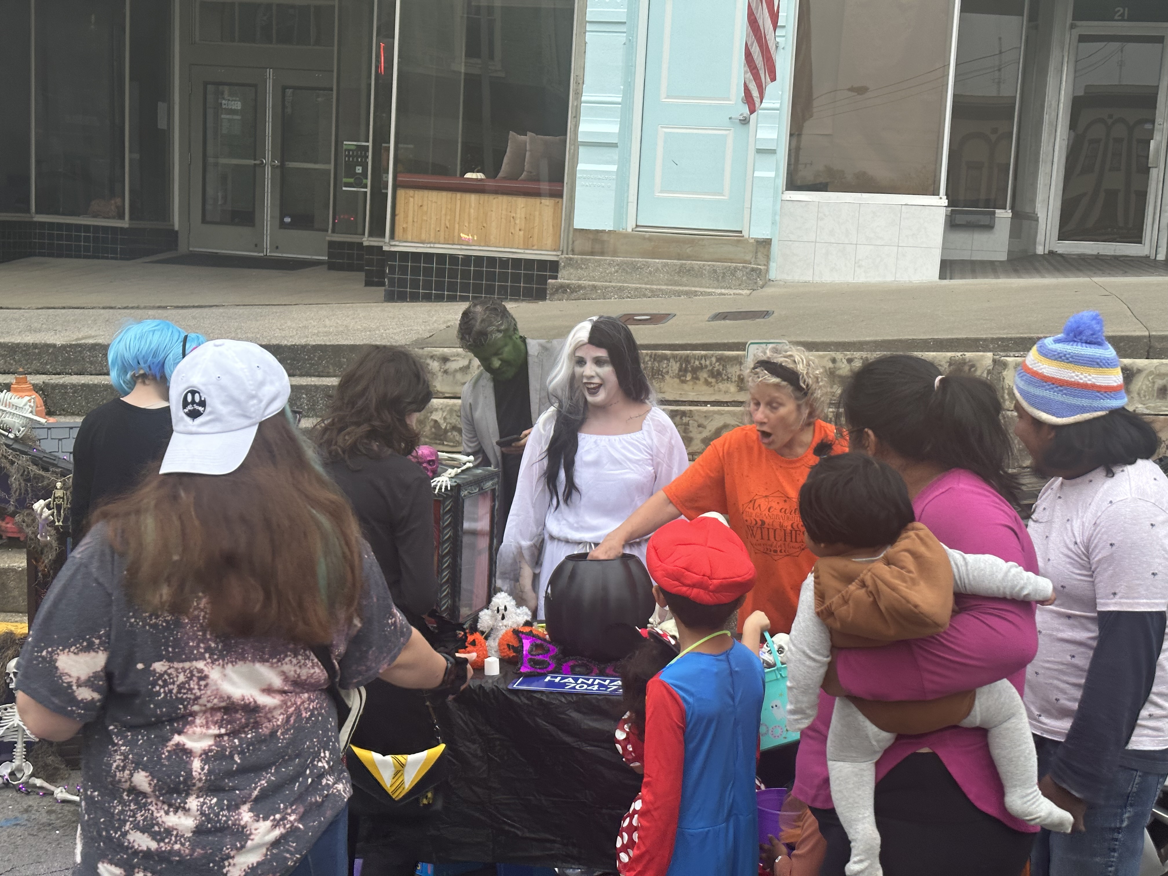 Halloween Main-ia brings spooky fun to downtown Winchester | Winchester Sun