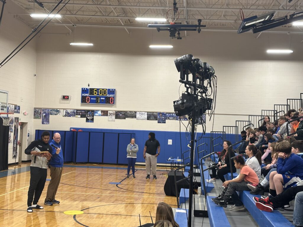 Justice students celebrate Read Across America Week and ASL Day ...
