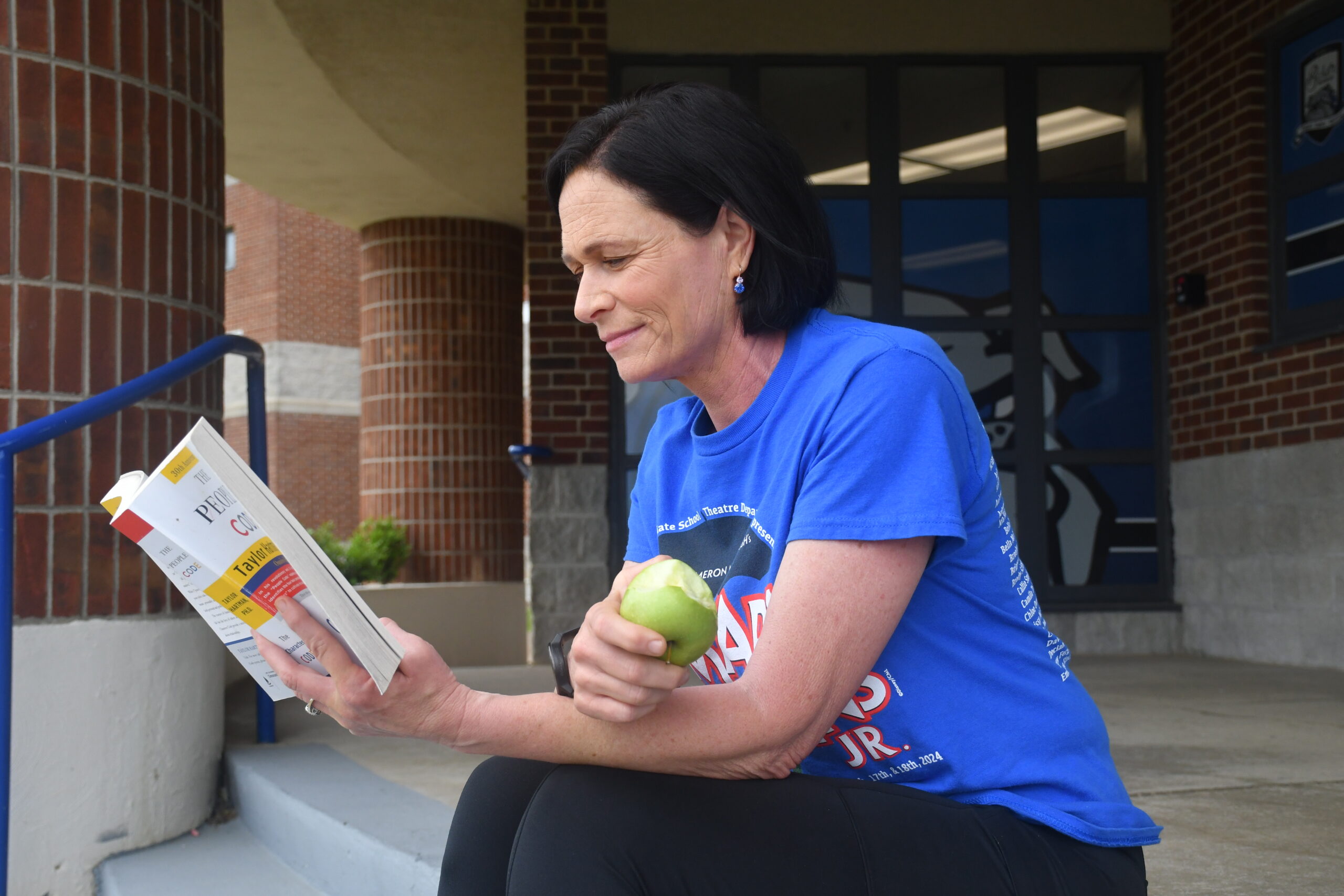 Assistant principal reflects on nearly 30 years in education ...